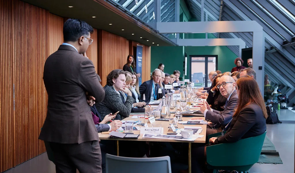 Bringing the 100 Days Mission to global security leaders | CEPI